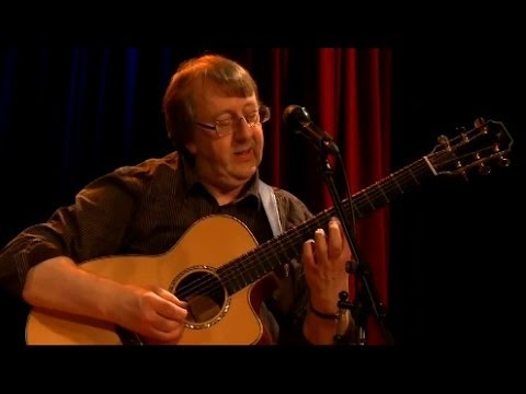 48. An Educated Thumb – Carolan Guitar